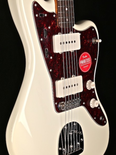 Maple Street Guitars | Fender