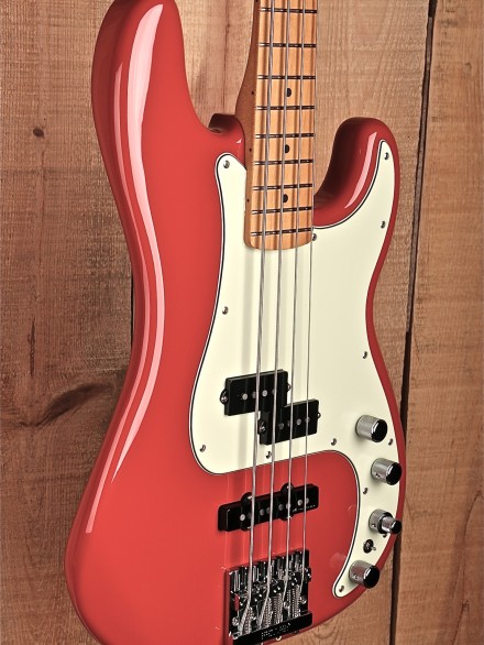 Maple Street Guitars | Bass